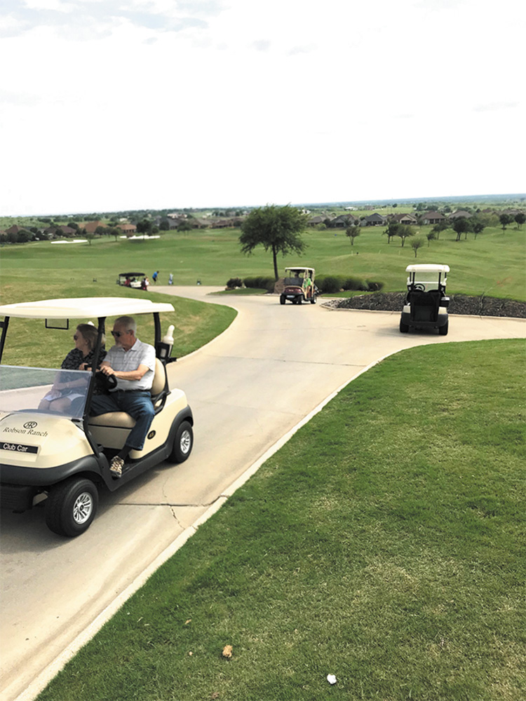 Robson residents take a golf course tour – Robson Ranch Pioneer Press